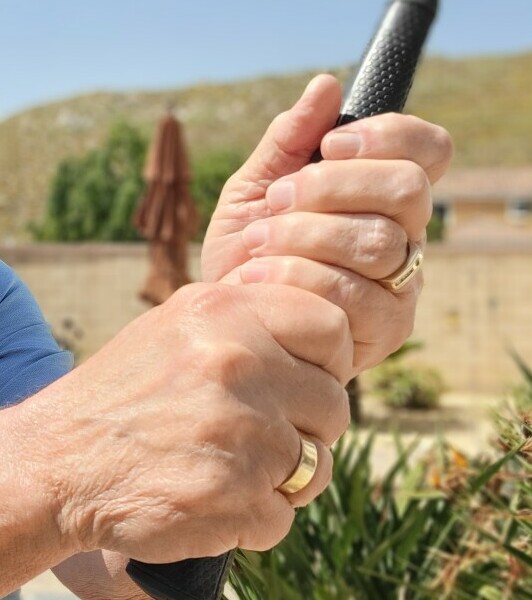 How To Grip A Golf Club Correctly - Get In The Hole